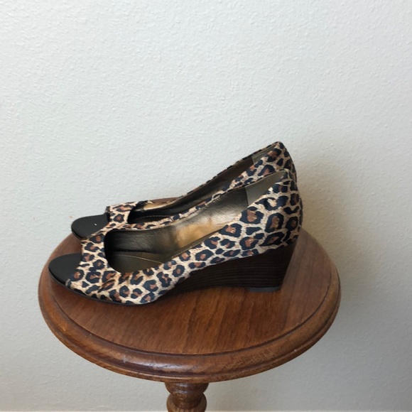 Shoes | Tahari Size 7 Opentoed Platform Leopard Shoes | Poshmark